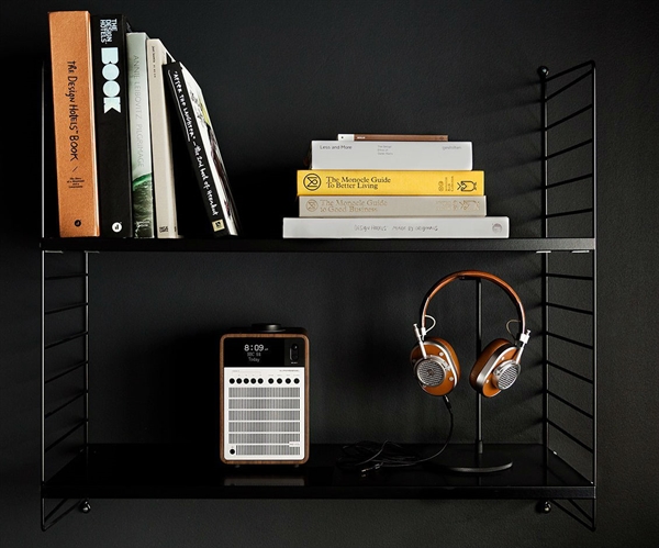 REVO SUPERSIGNAL DAB+ RADIO MED BLUETOOTH - WALNUT / SILVER